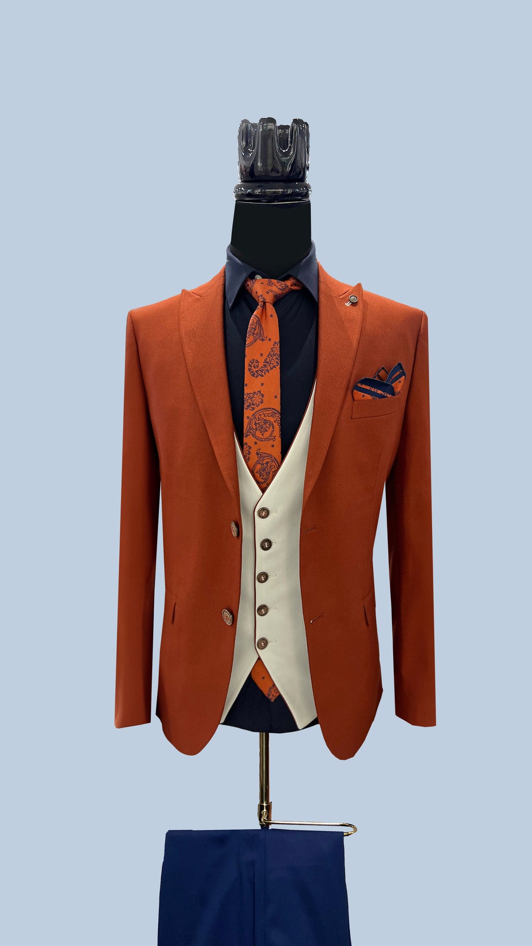 Vercini Men's Warehouse: Premium Suits & Stylish Attire